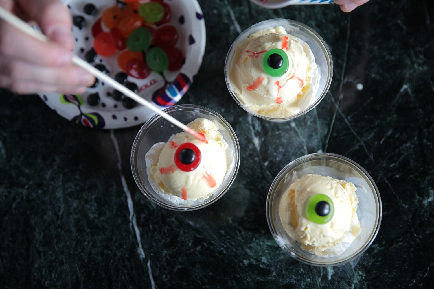 Eye Scream Sundaes